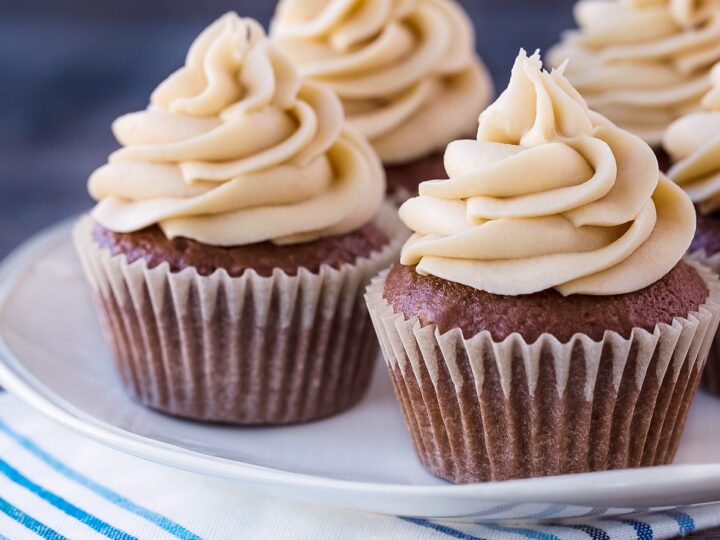 Mocha cupcakes store